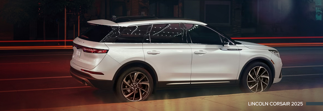 Lincoln Corsair 2025 | VUS de luxe compact avec technologie avancée